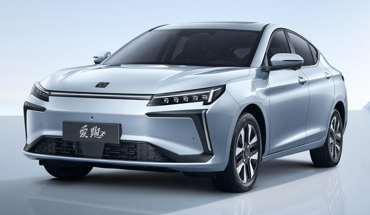 معرفی سهول E50A پرو؛ گران‌ترین نسخه از جک J7 کرمان موتور